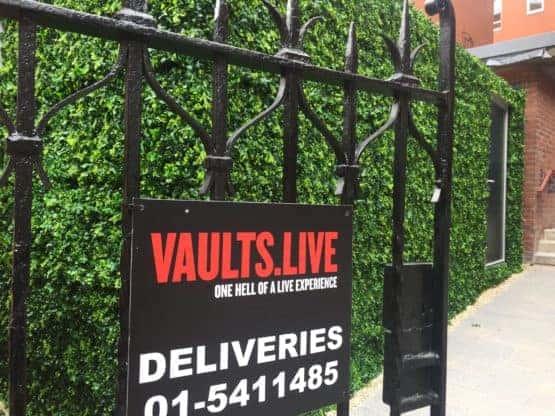 WonderWal Artificial Hedge Screening Shutter Grass | Artificial Hedge ...